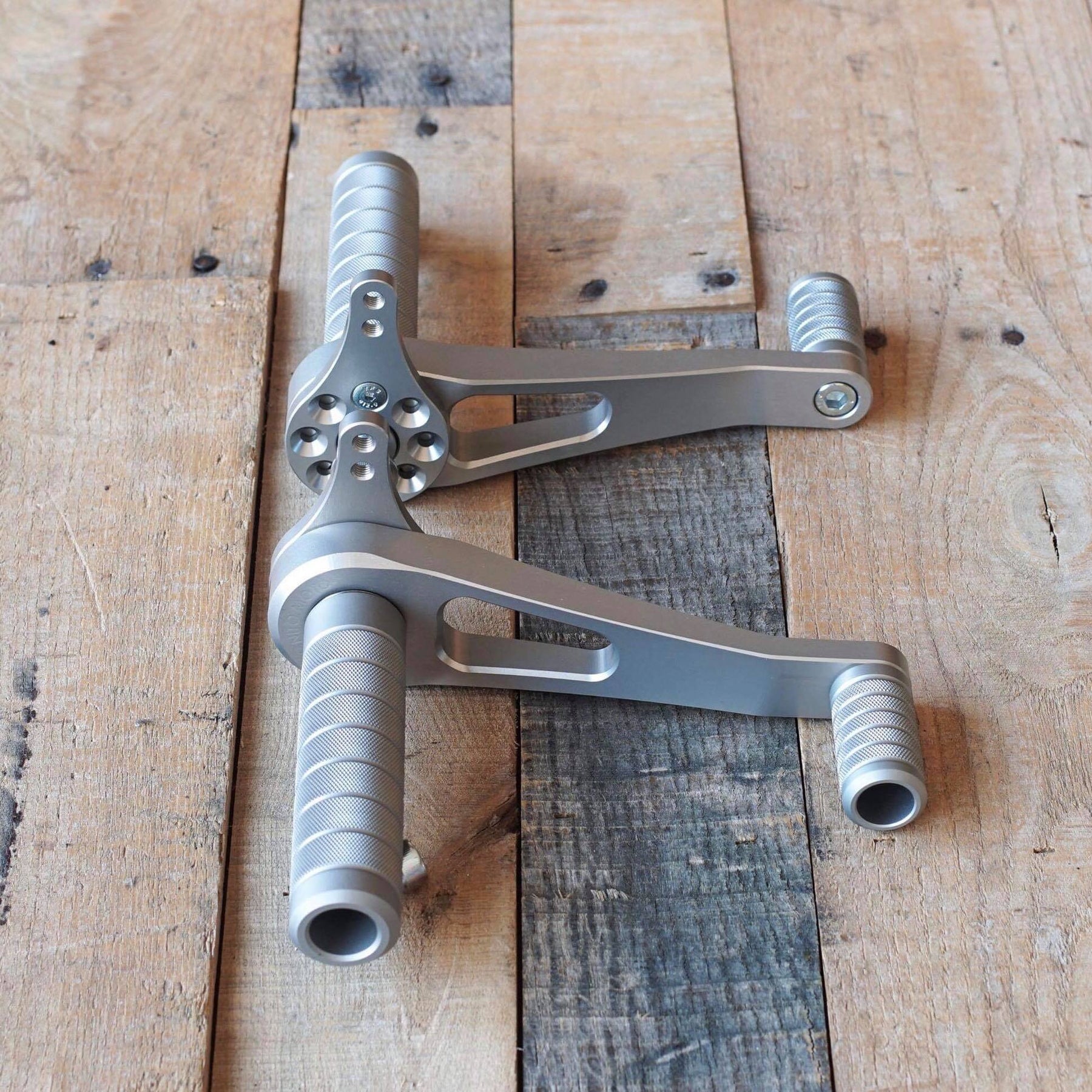 XS650 Rearset kit 1969-1985 – Cognito Moto