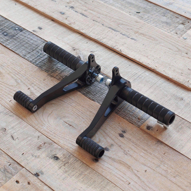 Rearsets - Cognito Moto